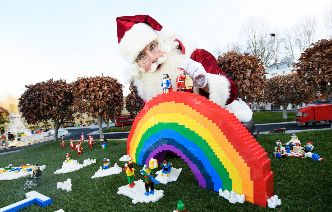 Father Christmas arrives at LEGOLAND Windsor for 2020